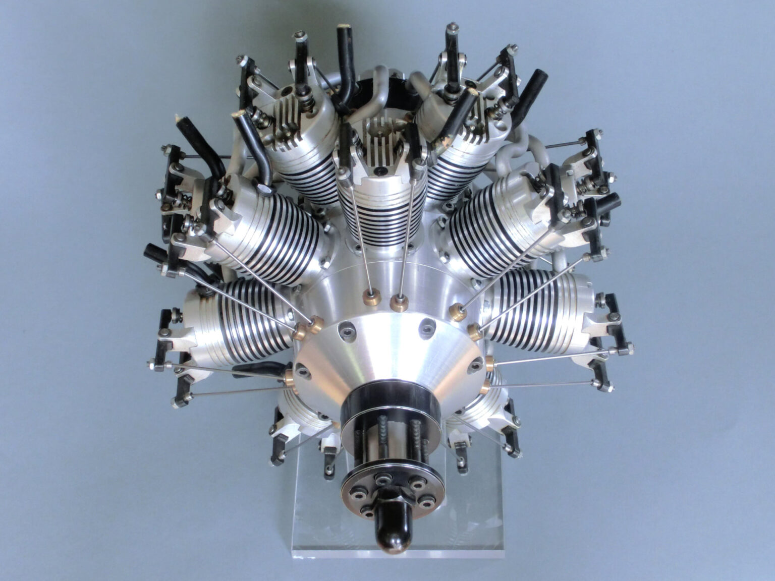 Plan: 14 Cylinder Double Row Engine | Martin Ohrndorf Modellbau & Technik